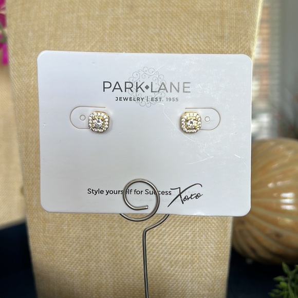 Park Lane | Jewelry | Park Lane Dainty Crystal Stud Earrings | Poshmark